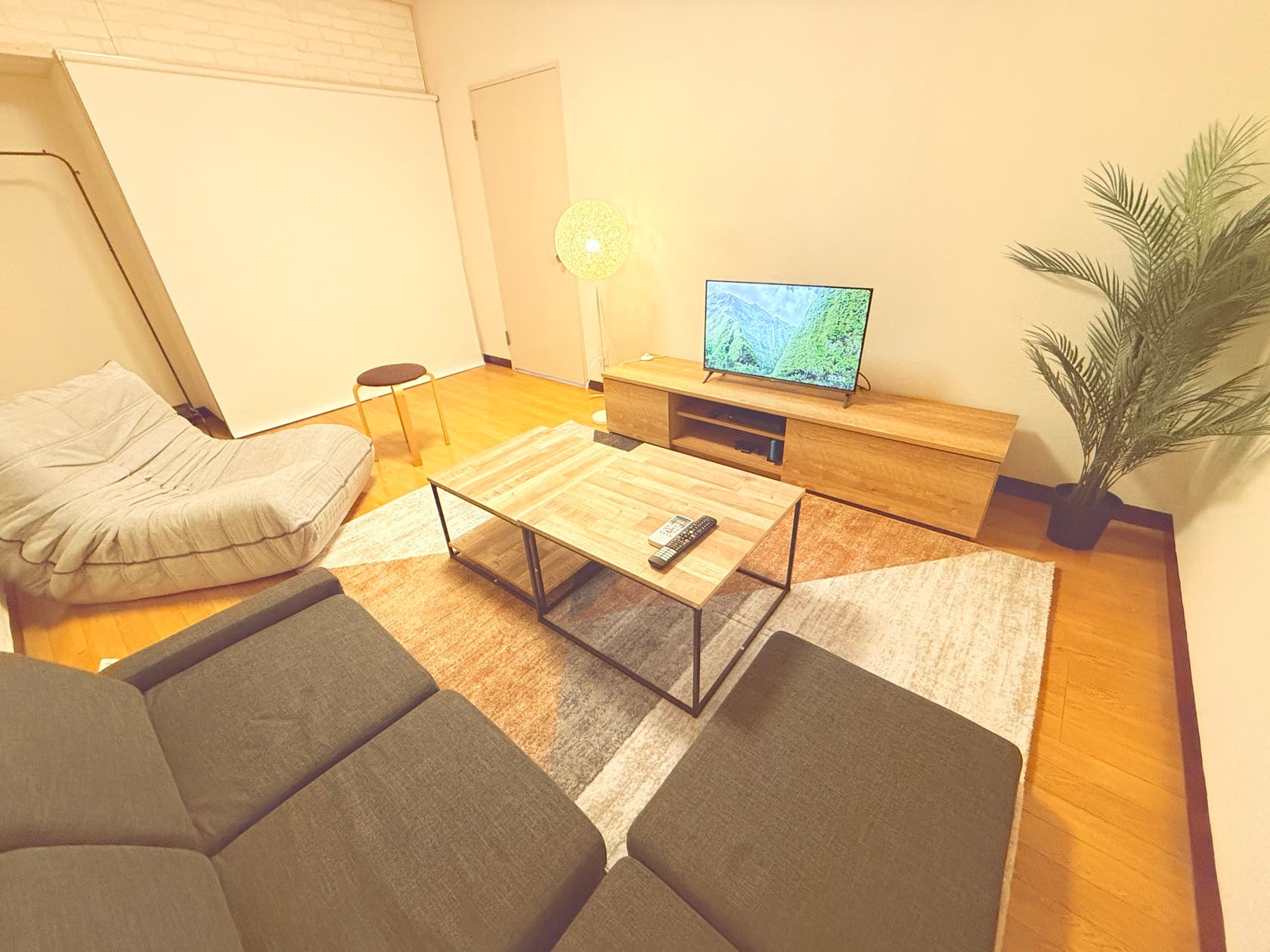 品川駅3分🚶‍♂️各種撮影👌🎥広々ソファ🛋️大人気ゲーム完備🎮シャトープレイス品川・Aおうちスペースの写真2