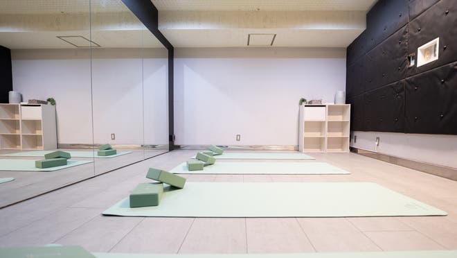 \NEW OPEN × いまだけオープン価格/ 千歳船橋駅徒歩1分、地下防音スタジオ。 更衣室・共有部・充実備品の写真14