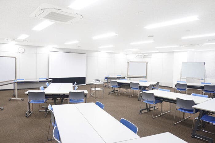 《名古屋会議室　imy会議室　5階第3会議室》千種エリアでスクール120名！控室もついて社内研修や入社式、内定式におすすめの写真3