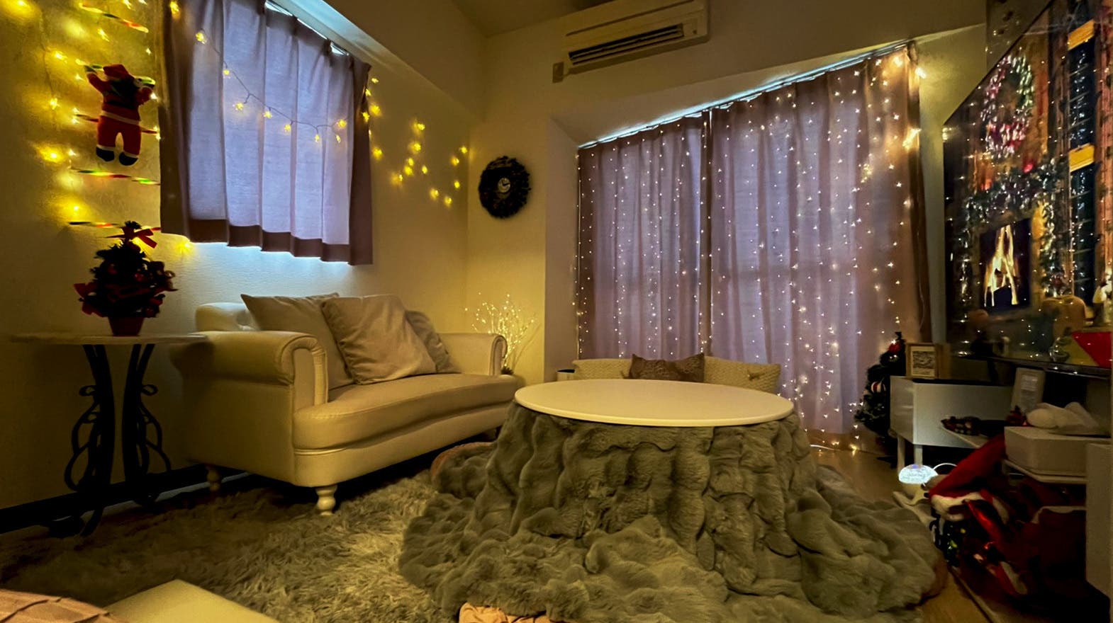 【冬季限定】こたつ×クリスマス装飾でほっこりパーティー🎂名古屋駅7分🚶‍♀️最大6名🙆‍♀️75㌅大型TVの写真1