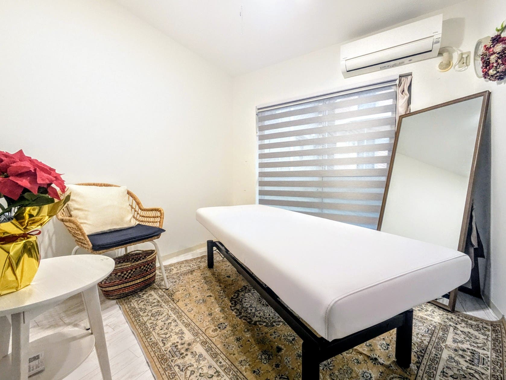 🎊12月末までご予約で999円税込！さらに10%オフクーポンございますのでお読み下さい！「レンタルサロン国立駅南口店」の写真1