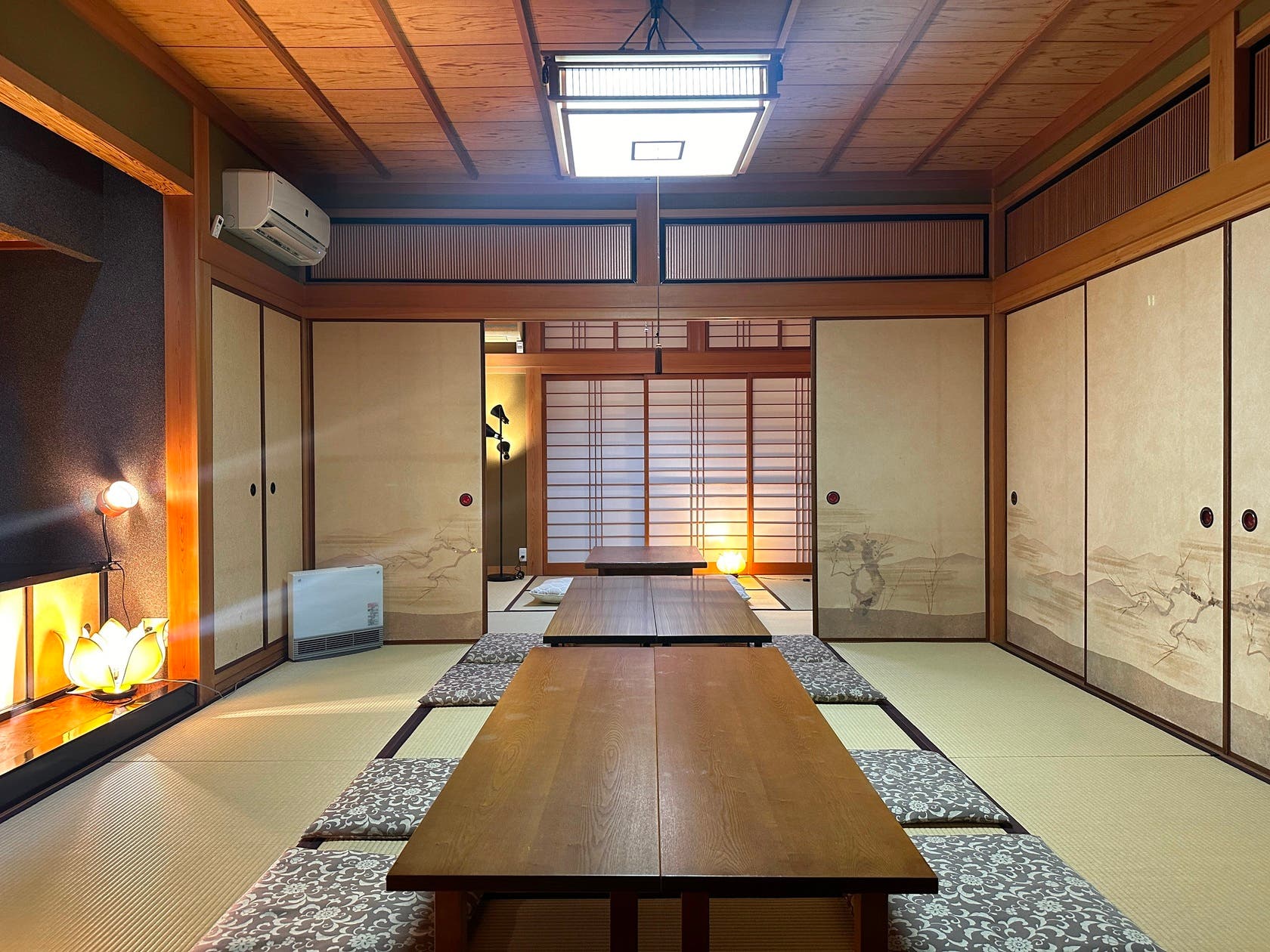 🎉忘年会❤️新年会🎉大人数OK/駐車場15台/大型キッチン/ テーブルセッティング🥂の写真3