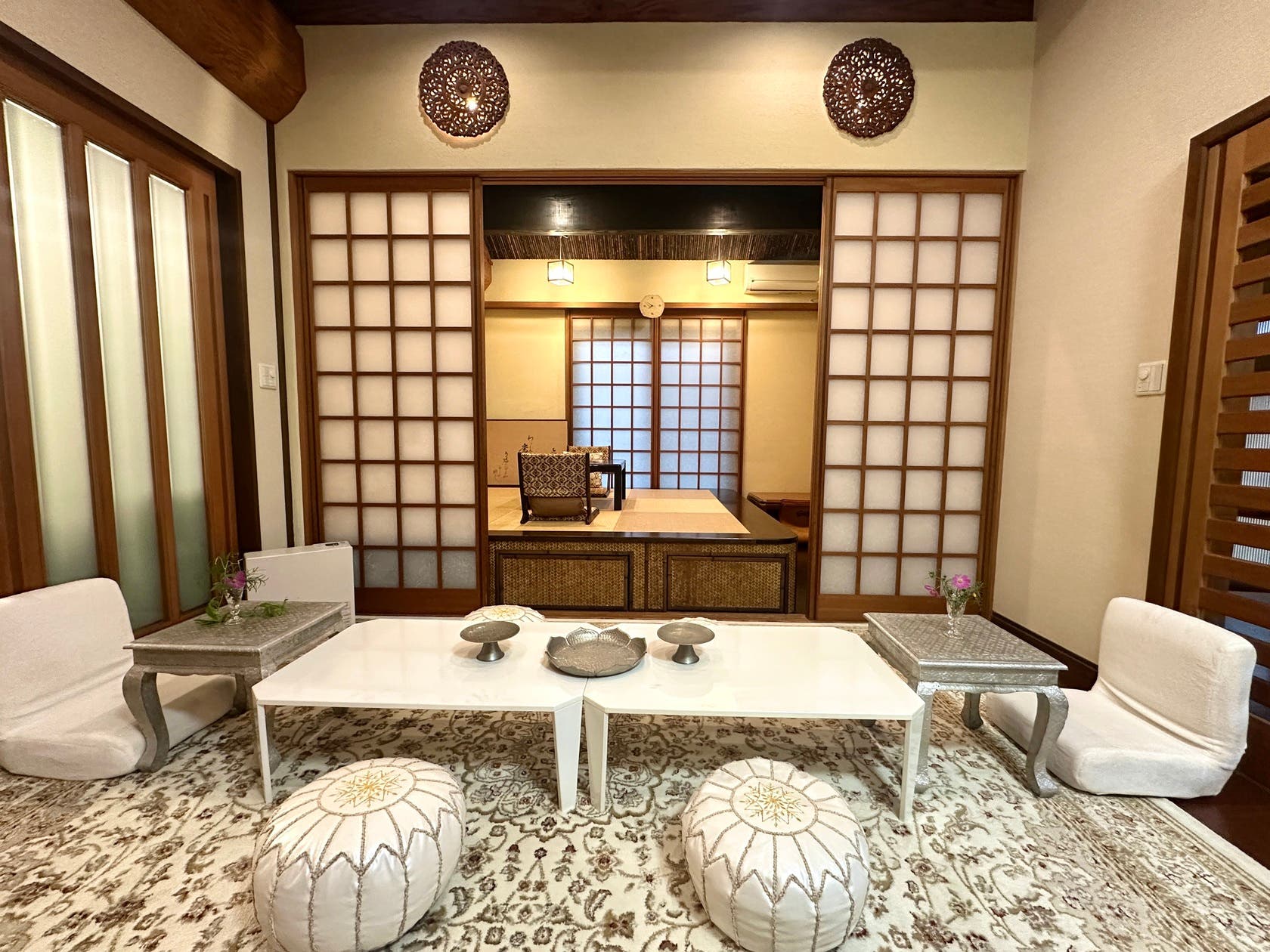 ⚫︎撮影映え❤️大人のパーティー🎉クリスマス🎄年末年始❤️大人数OK/駐車場20台/大型キッチン/ テーブルセッティング🥂の写真9