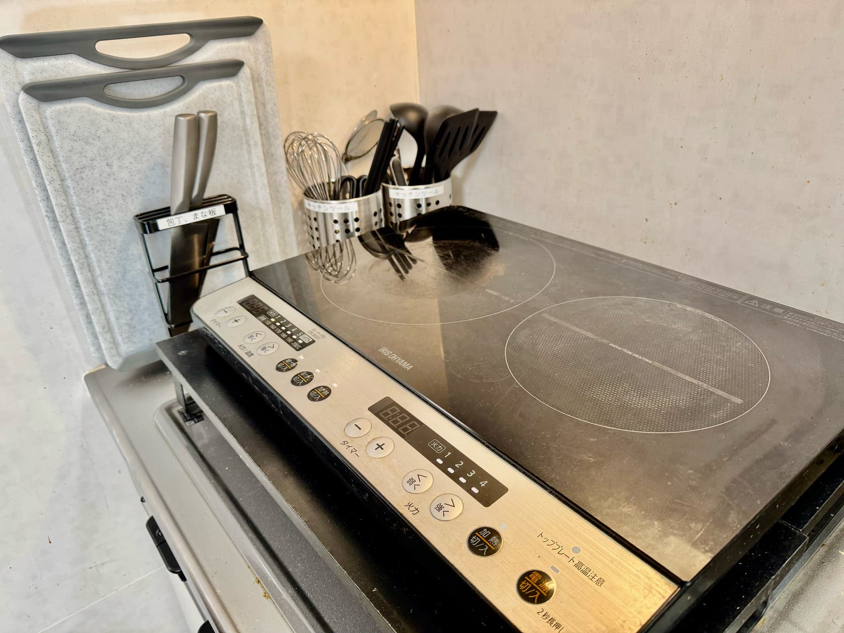 名駅近く⭐️最大20名🌸広いキッチン🍳女子会🩷ママ会にピッタリ♪100インチの大型プロジェクターで推し活も🎥の写真11