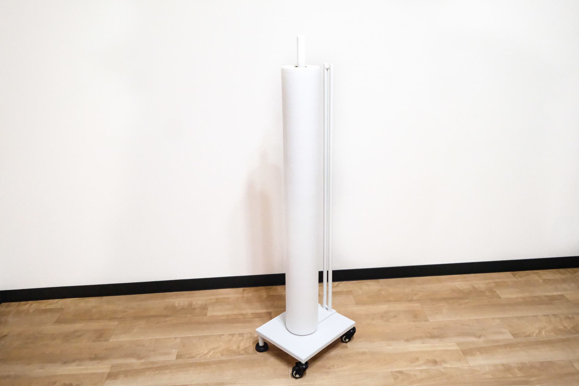 【✨オープン記念価格✨】【阪急豊中駅徒歩5分】備品充実のスペース✨｜女性でも片手で高さ調整可能なベッド🌱の写真10