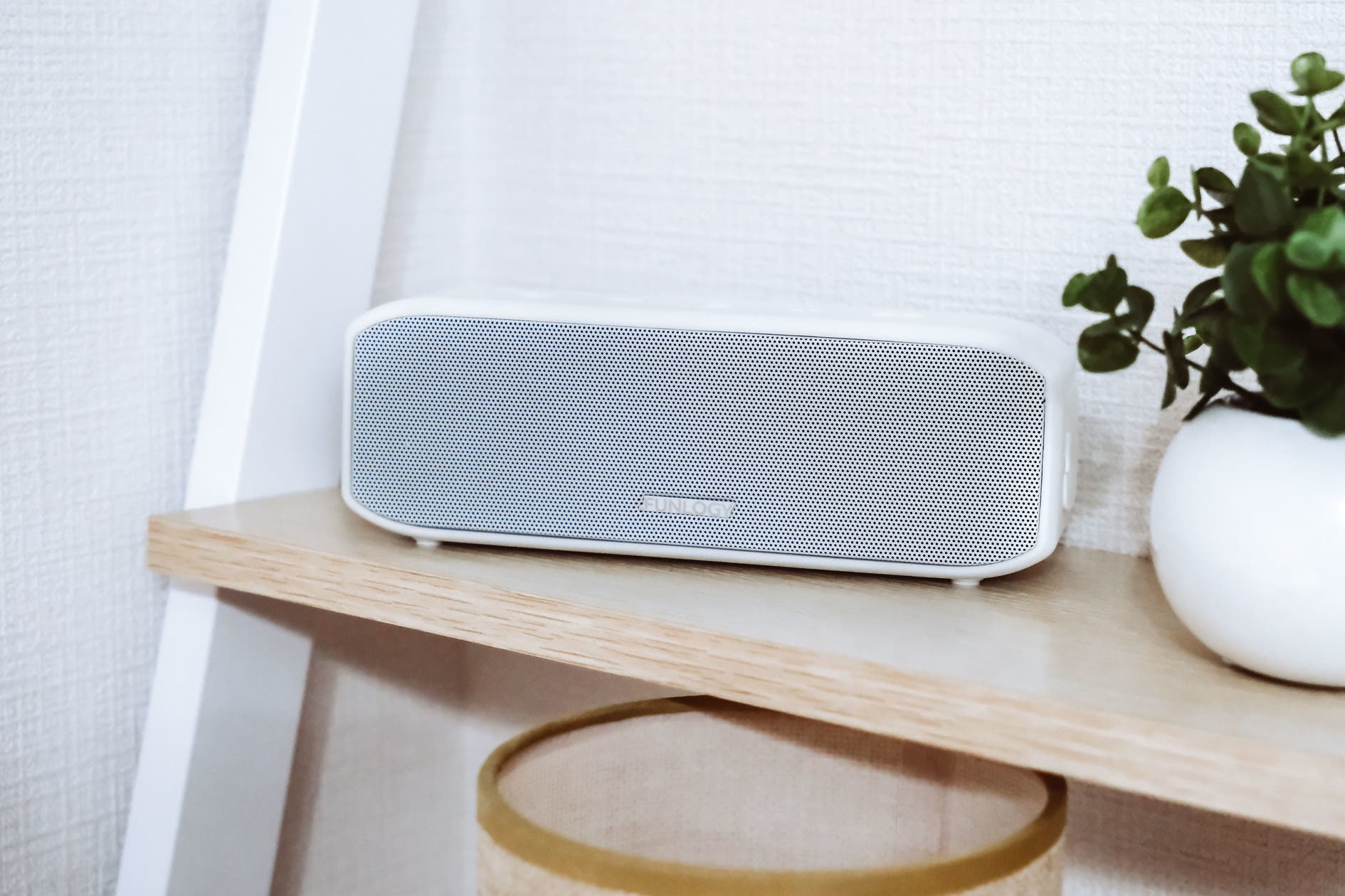 【✨オープン記念価格✨】【阪急豊中駅徒歩5分】備品充実のスペース✨｜女性でも片手で高さ調整可能なベッド🌱の写真5