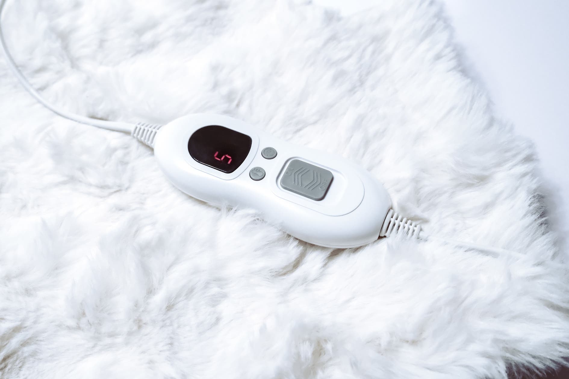 【✨オープン記念価格✨】【阪急豊中駅徒歩5分】備品充実のスペース✨｜女性でも片手で高さ調整可能なベッド🌱の写真15