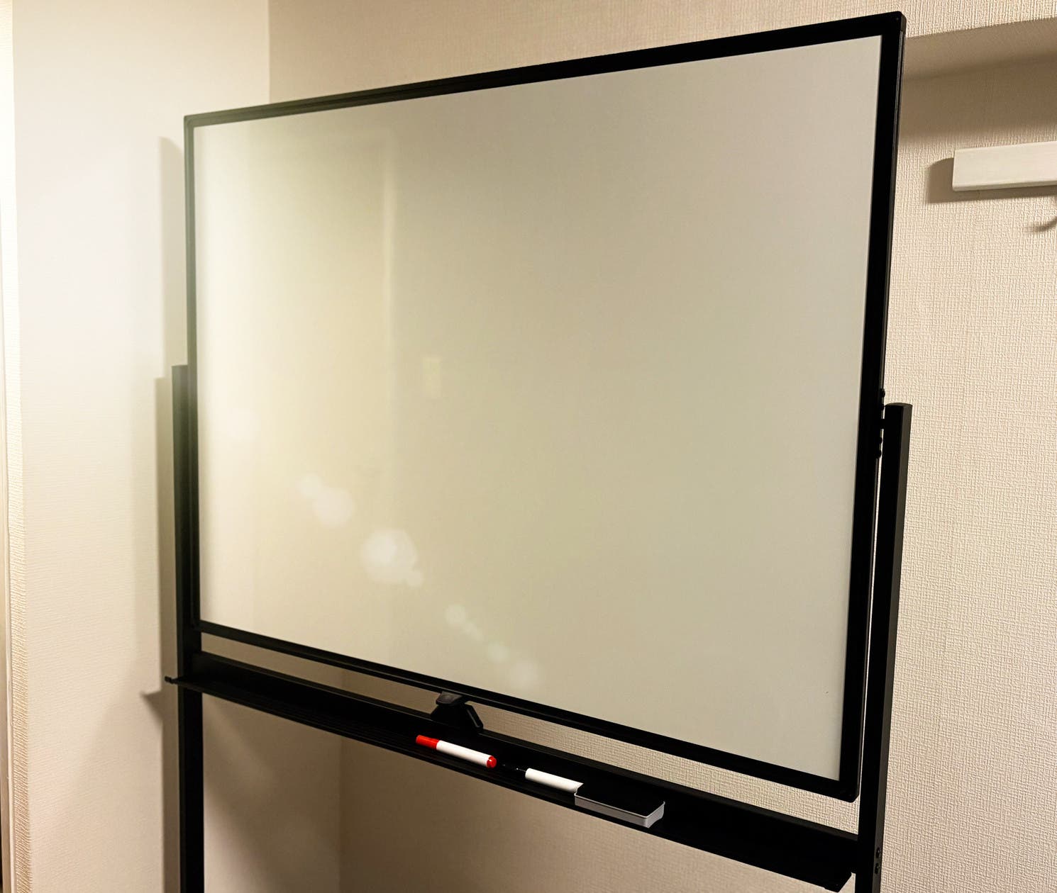 ✨NewOpen✨駅近/丸の内駅徒歩1分🚉高速WiFi・モニター完備💻8人まで利用可💼商談/面談/Web会議に最適✨の写真4