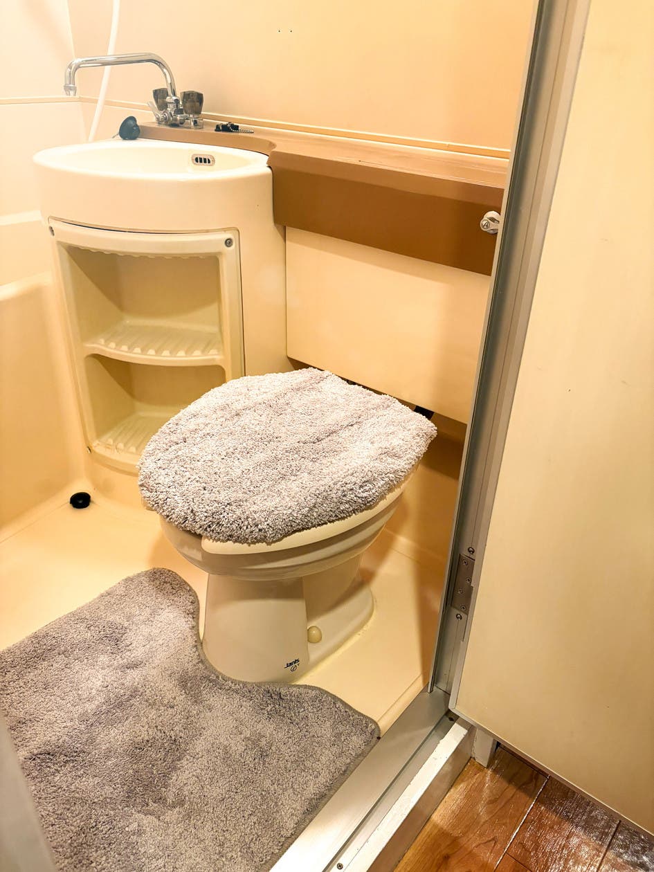 ✨NewOpen✨駅近/丸の内駅徒歩1分🚉高速WiFi・モニター完備💻8人まで利用可💼商談/面談/Web会議に最適✨の写真7