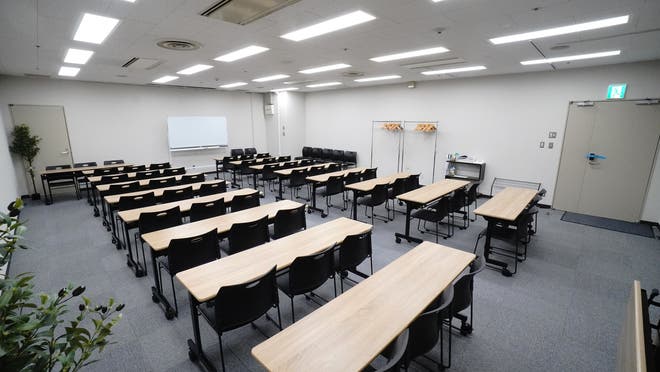 <豊橋駅前ビル カルミア4Fレンタルスペース>駅ビル内🚃63名収容🪑Wi-Fi📶プロジェクター🎥マイク🎤セミナー/研修の写真11