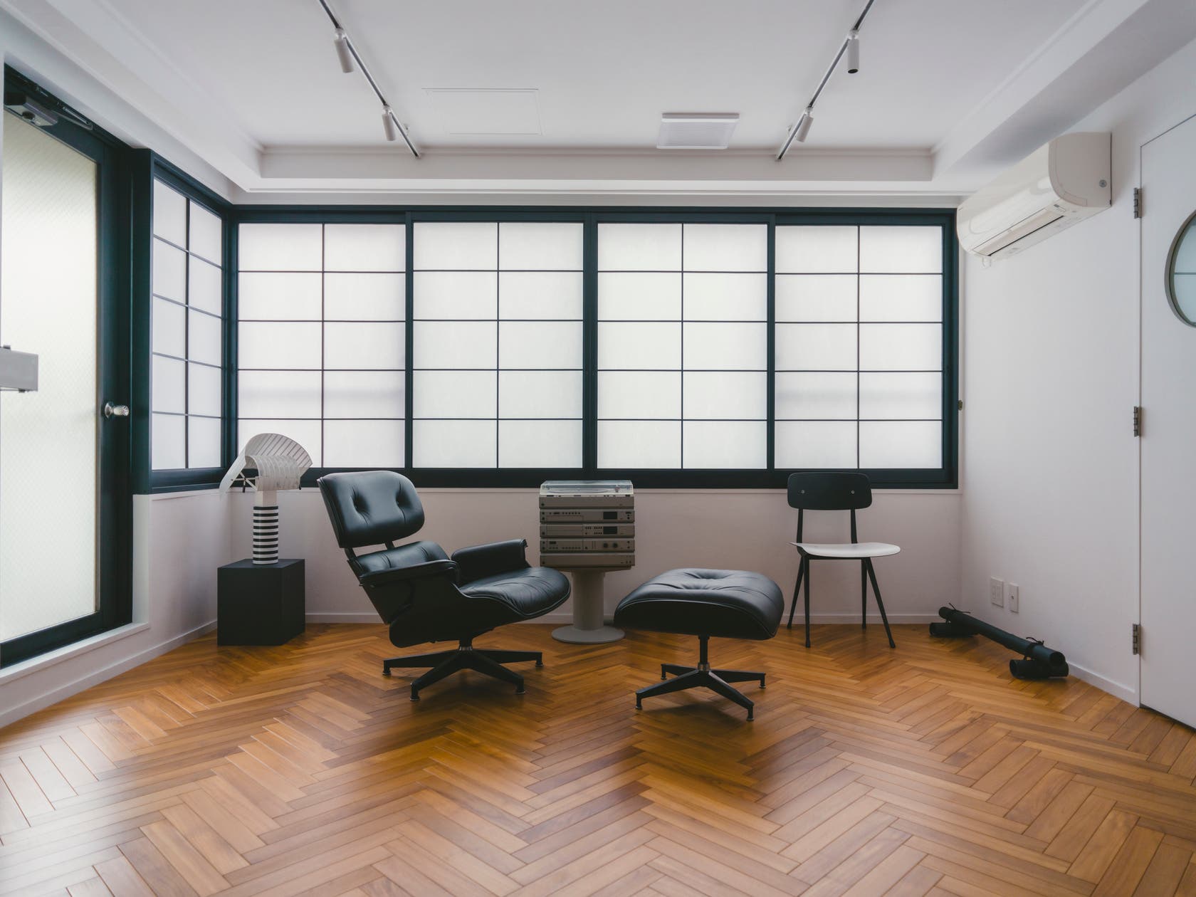 東京都渋谷区神宮前３丁目に約100平米のハウススタジオ型の撮影スタジオ兼ギャラリースペースの写真3