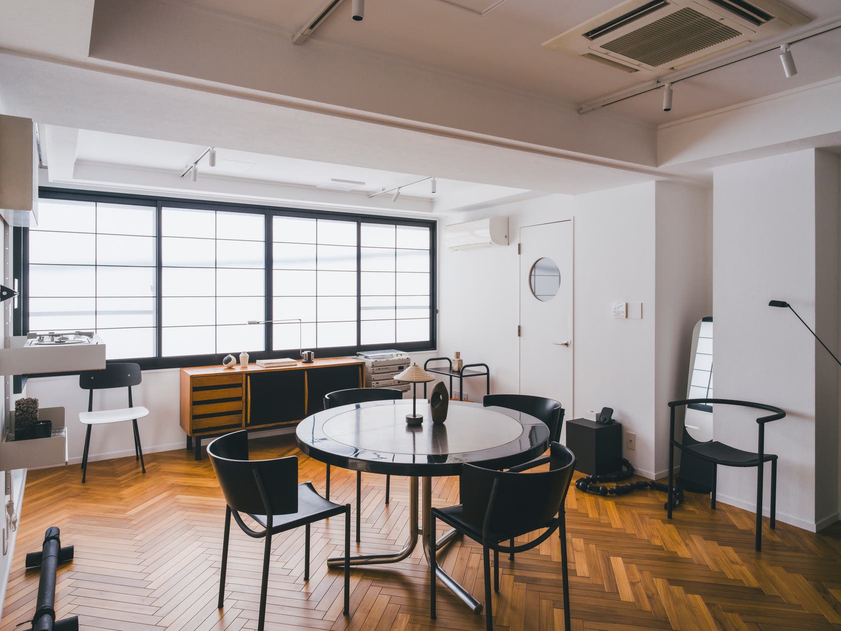 東京都渋谷区神宮前３丁目に約100平米のハウススタジオ型の撮影スタジオ兼ギャラリースペースの写真17