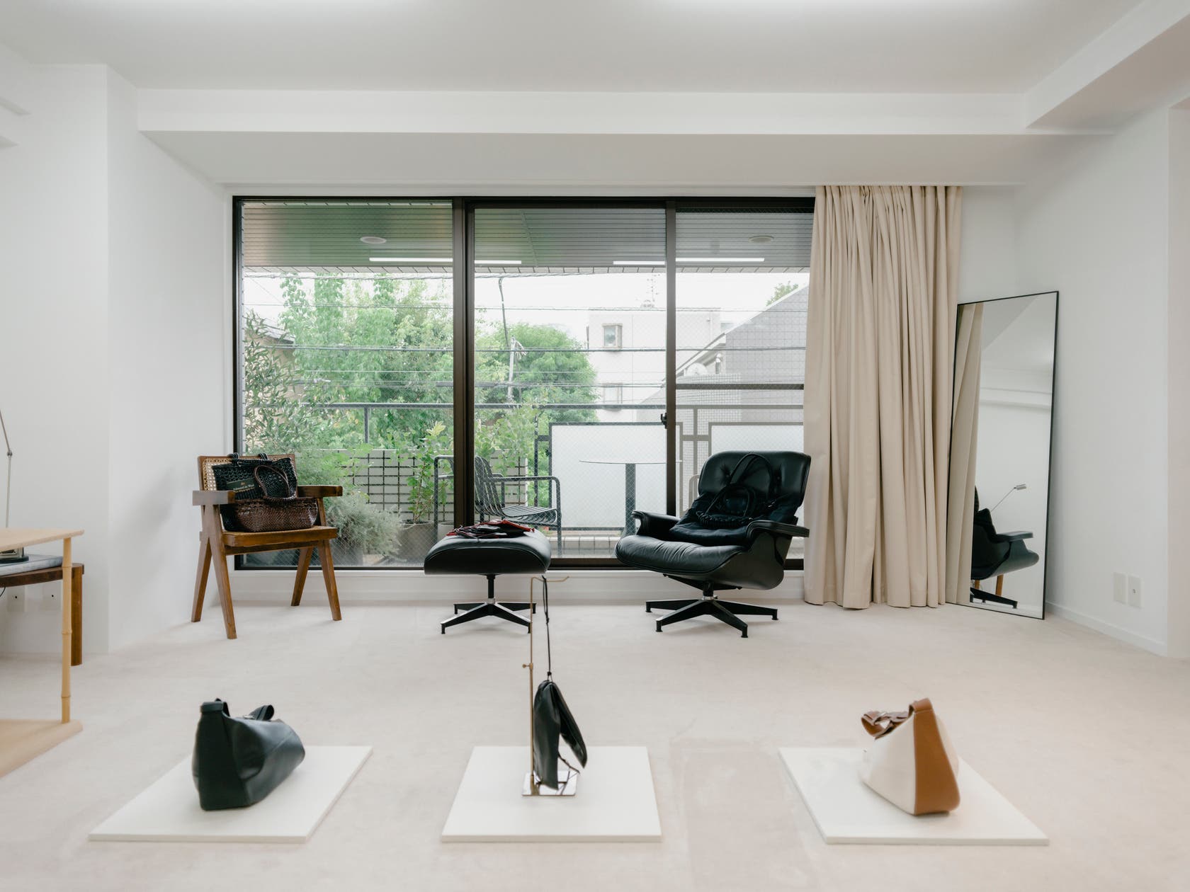 東京都渋谷区神宮前３丁目に約100平米のハウススタジオ型の撮影スタジオ兼ギャラリースペースの写真25