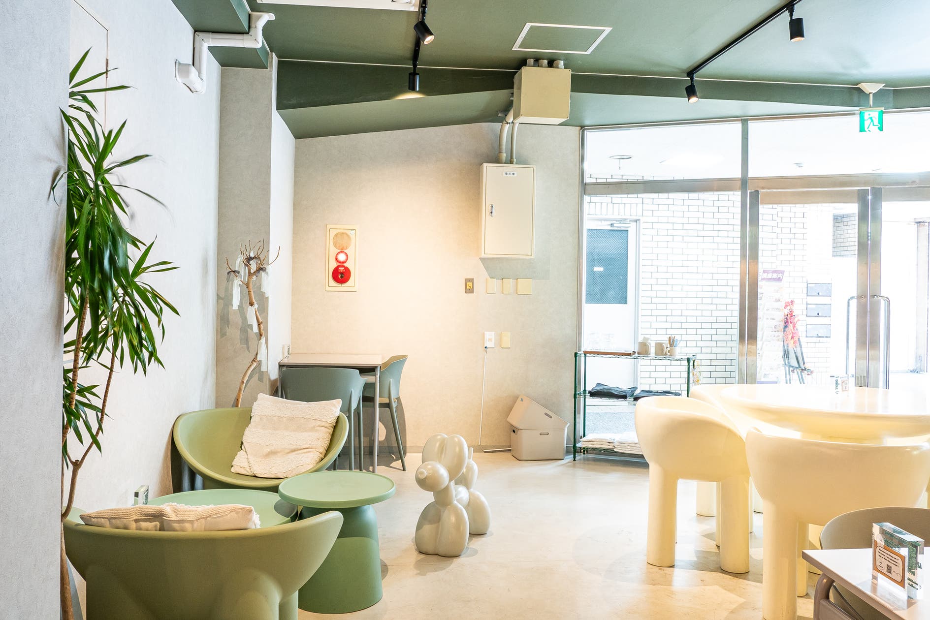 飲食物持ち込みOK！パーティ・撮影・セミナー利用に最適なおしゃれで居心地の良い空間の写真3