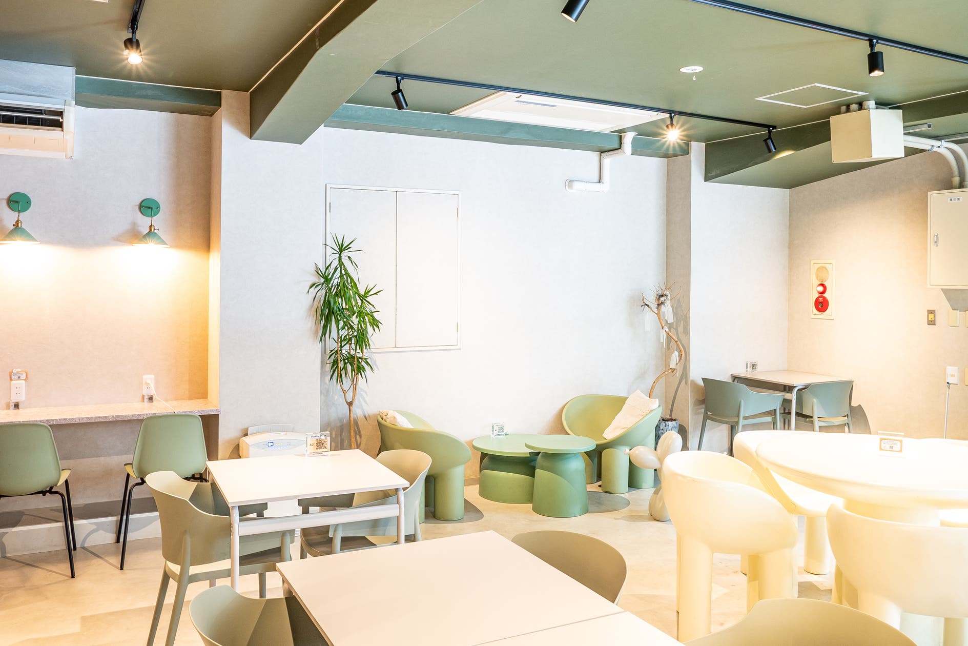 飲食物持ち込みOK！パーティ・撮影・セミナー利用に最適なおしゃれで居心地の良い空間の写真4