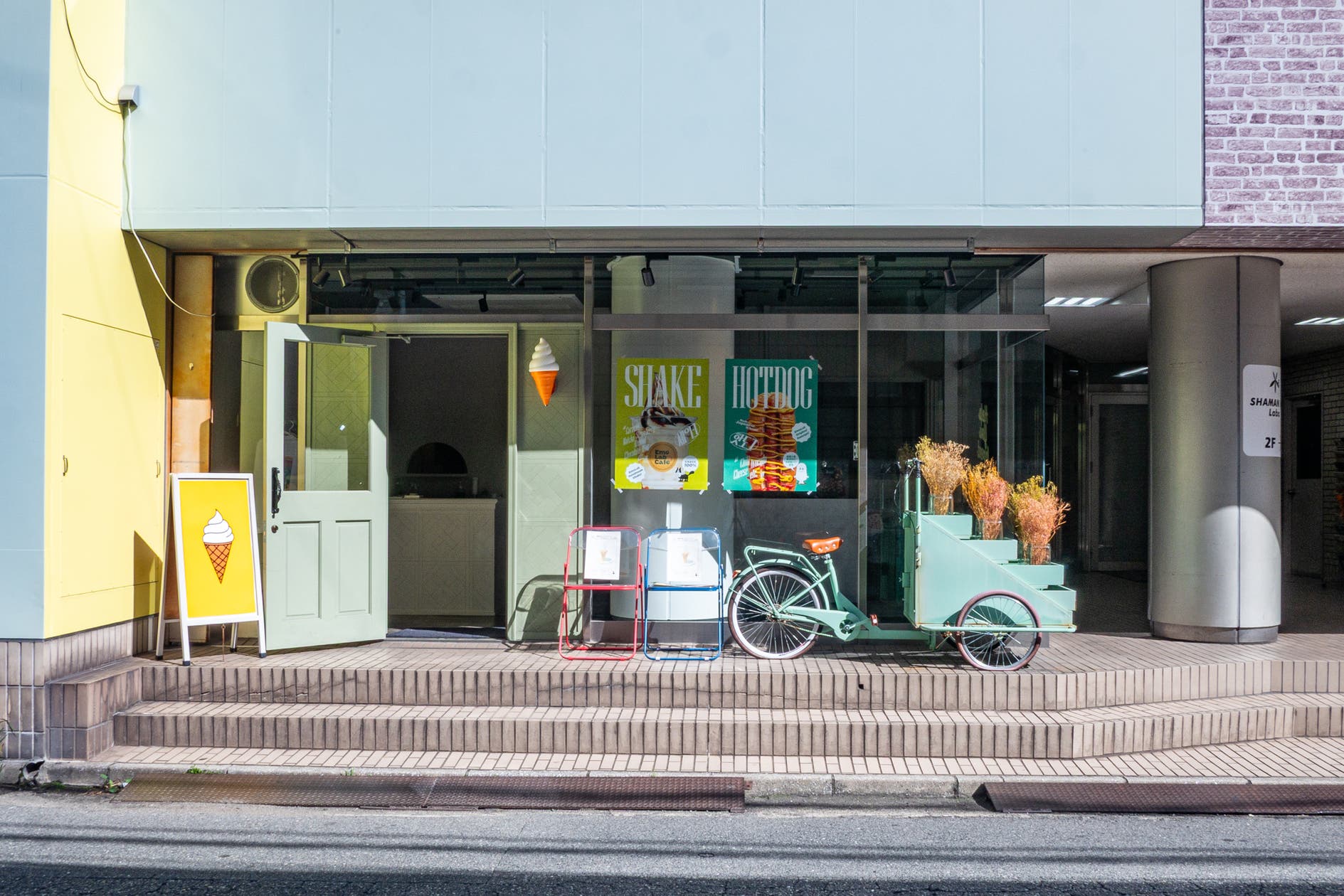 飲食物持ち込みOK！パーティ・撮影・セミナー利用に最適なおしゃれで居心地の良い空間の写真16