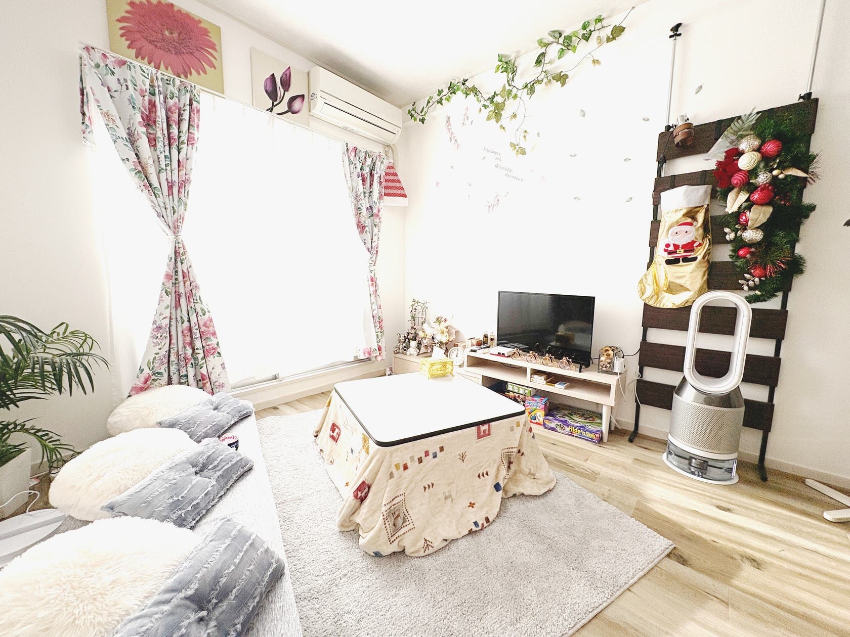 ㊗️新規OPEN特価㊗️いりなか駅スグの最上階❣️2025/11月室内フルリフォーム✨dyson空気清浄&加湿器で清潔空間🤩の写真1