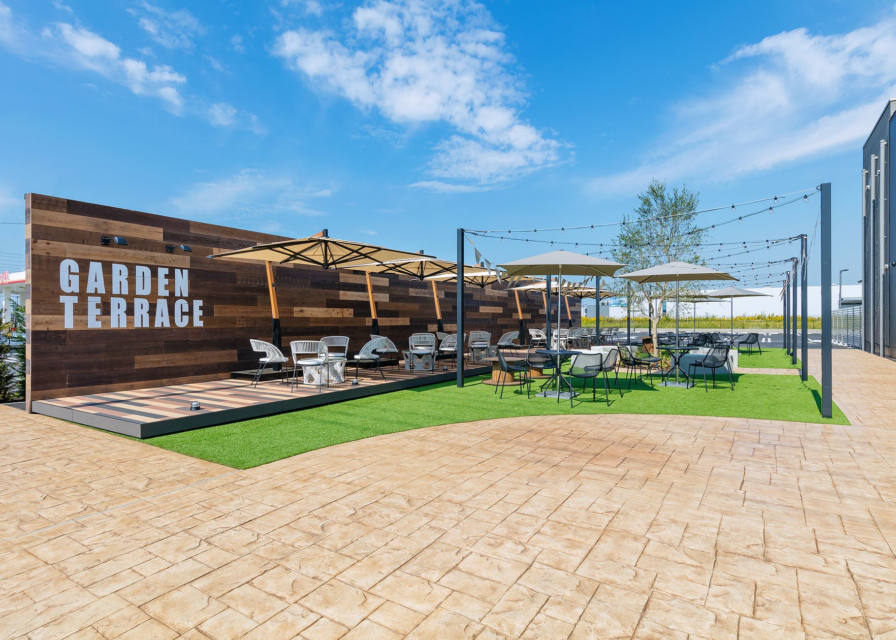 常滑駅徒歩８分☆大駐車場完備のナチュラル風パーティースペース☆の写真4