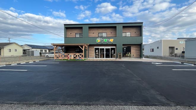 ものづくりのお店2階の南向きのレンタルスペースでお教室やワークショップをしませんか?会議やセミナーもOK。駐車場あり!!の写真6