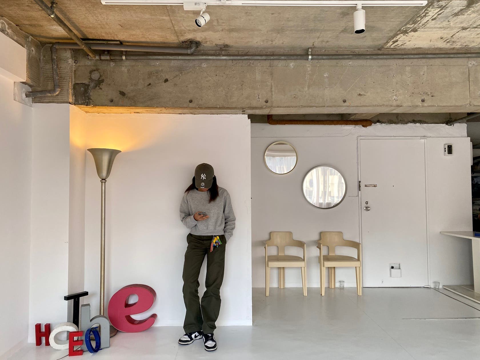 【六本木】アパレルチームが立ち上げたHOUSE studio!!　　　|白ホリ・自然光 |ヴィンテージ什器多数の写真9