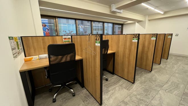 【西葛西駅から徒歩1分】集中スペース1名席(お好きな席にどうぞ!)※おしゃべり、オンラインミーティング、電話は厳禁(2)の写真1