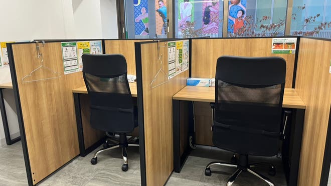 【西葛西駅から徒歩1分】集中スペース1名席(お好きな席にどうぞ!)※おしゃべり、オンラインミーティング、電話は厳禁(4)の写真2