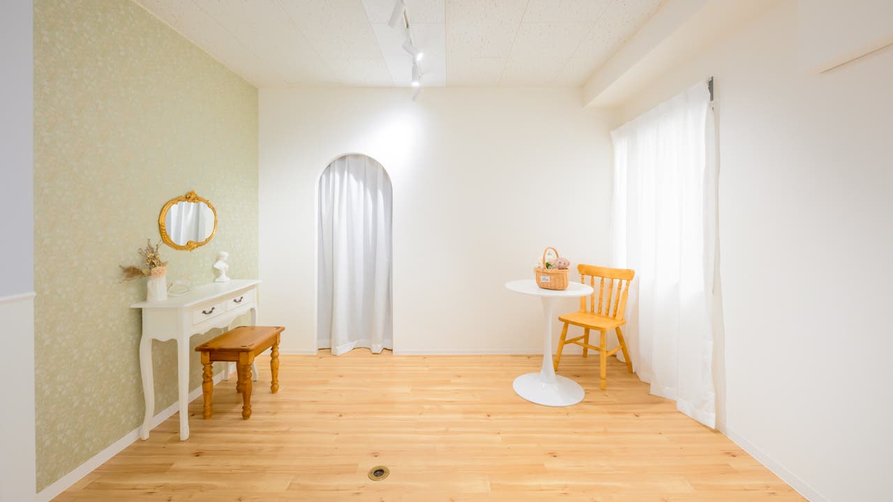 ✨NEWOPEN✨神泉徒歩1分🚶自然光☀️背景5種🎉アーチ壁🤍撮影／物撮り／SNS撮影／コスプレの写真25