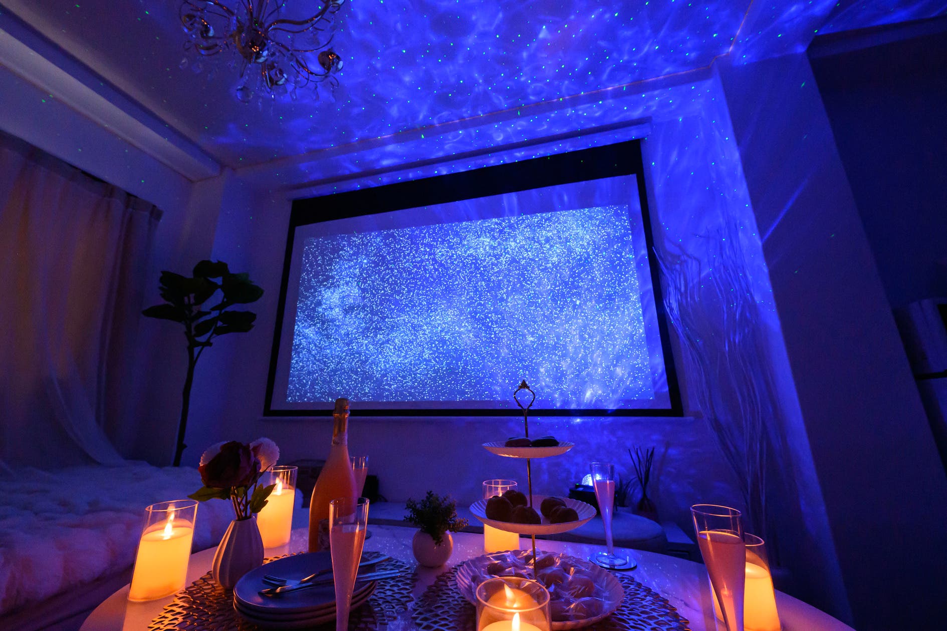 ✨大人かわいい世界観🤍推しに浸れる特別な時間💕大迫力100㌅鑑賞会🎬💓Switch＆ボドゲ会🎮マットレス💓未成年OKの写真6