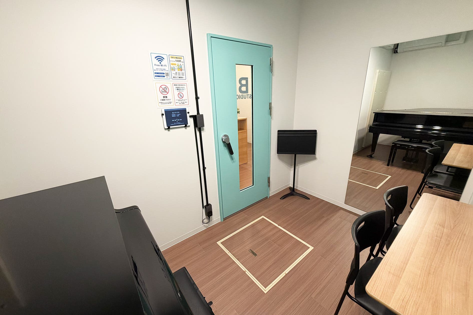 【Bスタジオ】桂駅徒歩2分◎グランドピアノ常設、個人練習・レッスン・伴奏合わせに最適なクラシック専用防音ピアノスタジオの写真3