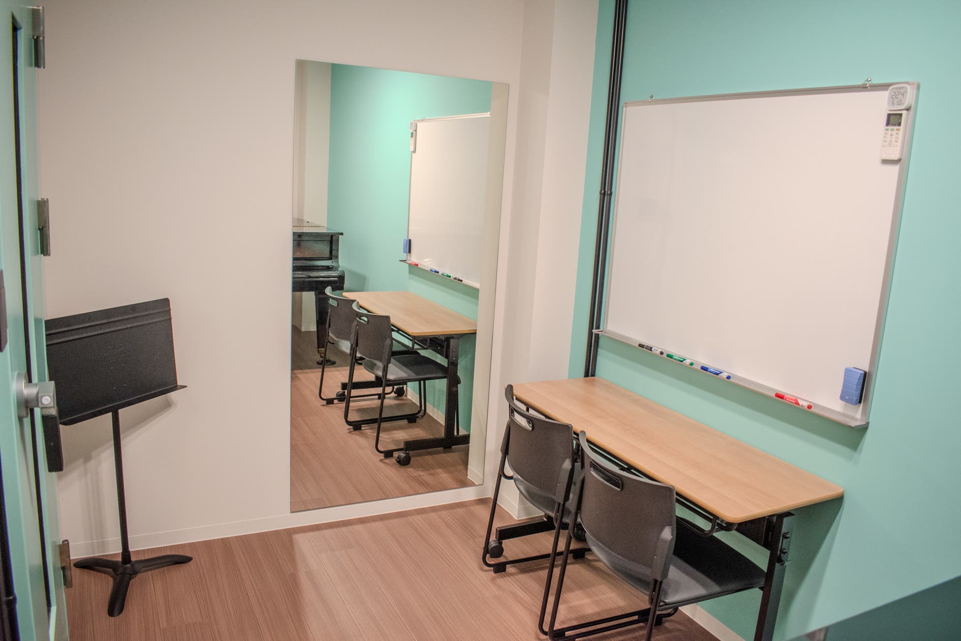 【Bスタジオ】桂駅徒歩2分◎グランドピアノ常設、個人練習・レッスン・伴奏合わせに最適なクラシック専用防音ピアノスタジオの写真6