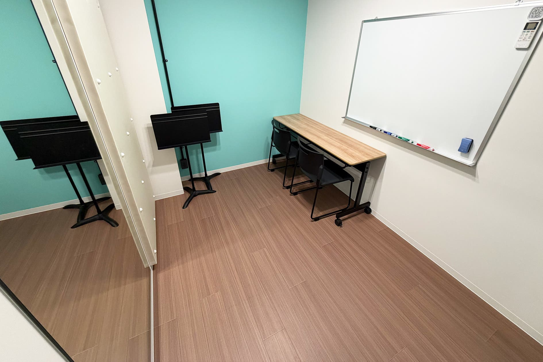 【Dスタジオ】桂駅徒歩2分◎個人練習・レッスン・伴奏合わせ・アンサンブルに最適なクラシック専用防音スタジオの写真2