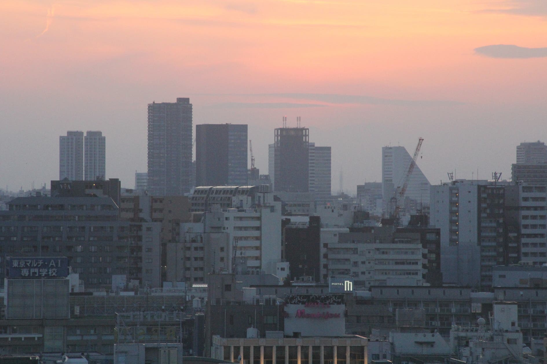 【102＋R】新宿・歌舞伎町｜最上階SkyLab付帯の屋上絶景スタジオ｜撮影・配信・SNSの写真7