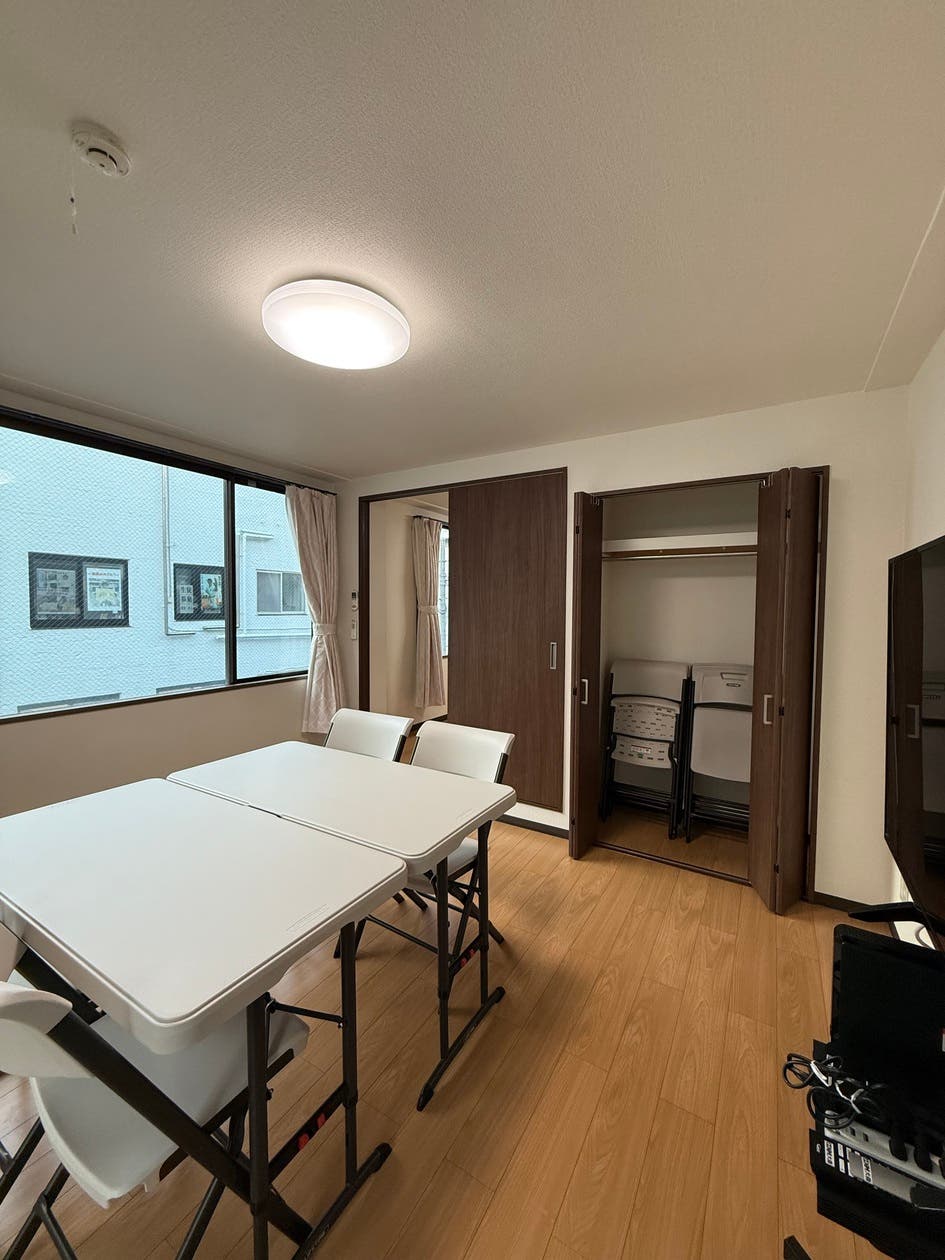 大森駅徒歩5分、商店街沿いにある24時間利用可能の多目的レンタルスペースの写真2