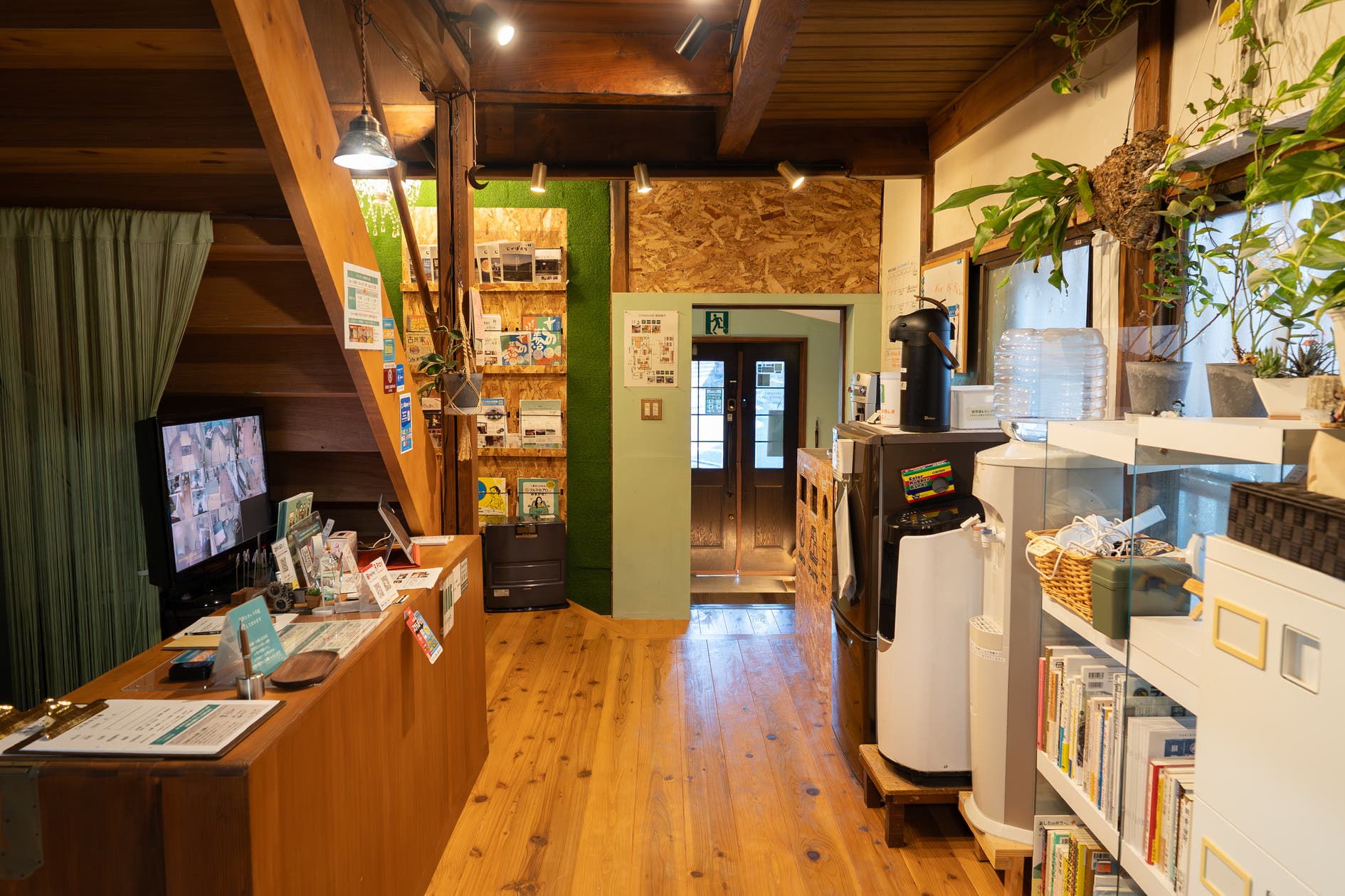 【関空2駅｜泉佐野駅8分】ワークスペース/高速WiFi/web会議・出張で飛行機の待ち時間などに最適です／フリードリンク／古民家の写真13