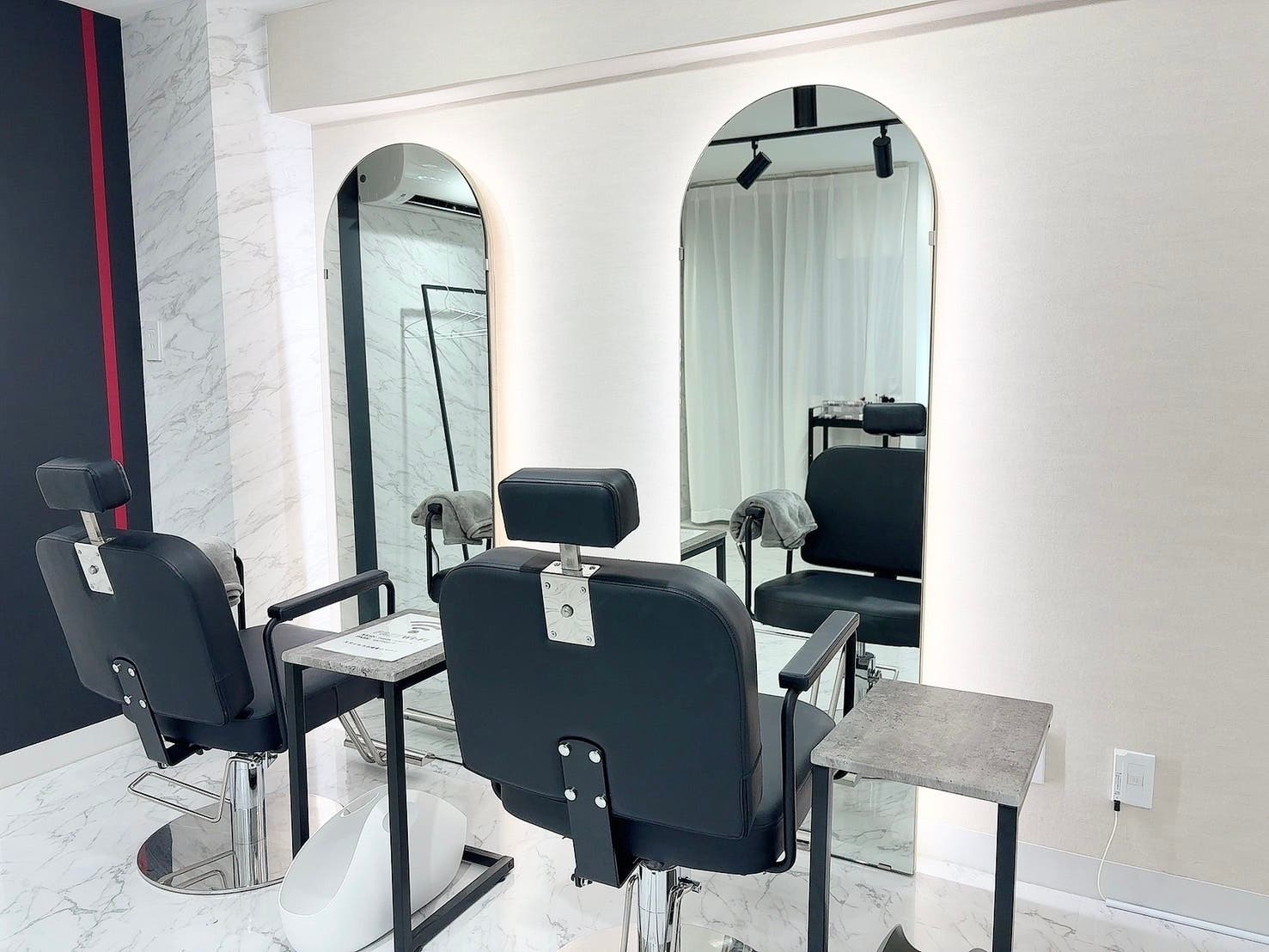 表参道駅9分の南青山にある綺麗なイメコン専用シェアサロンの写真3