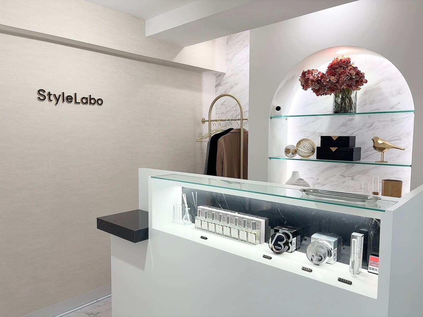 表参道駅9分の南青山にある綺麗なイメコン専用シェアサロンの写真4