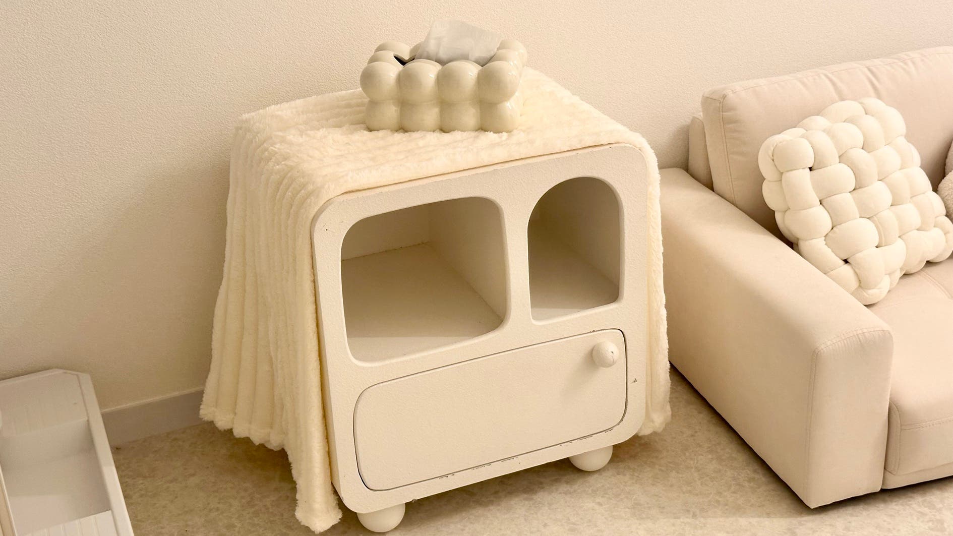 12/1open✨新宿駅徒歩10分🎉最大10名👭24H利用可🕐自然光✨大画面プロジェクターで映画/イベント/デート/女子会の写真6