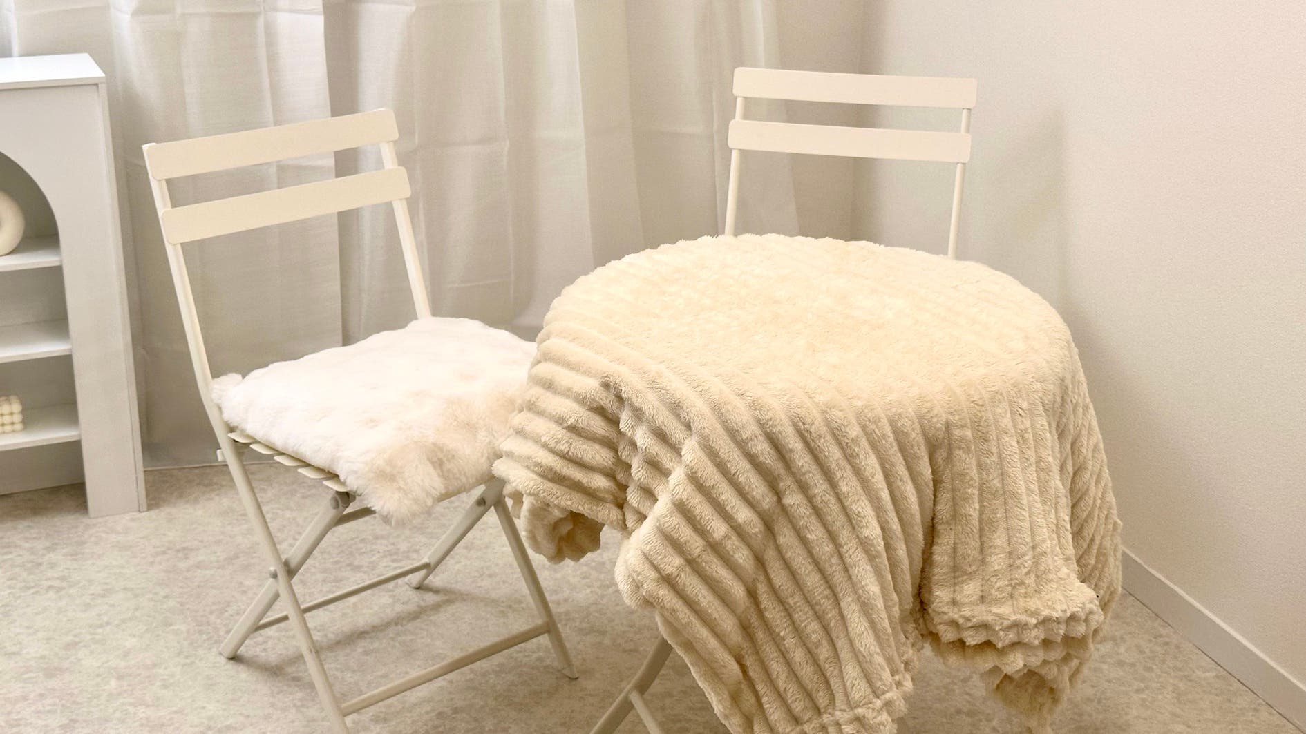 12/1open✨新宿駅徒歩10分🎉最大10名👭24H利用可🕐自然光✨大画面プロジェクターで映画/イベント/デート/女子会の写真7