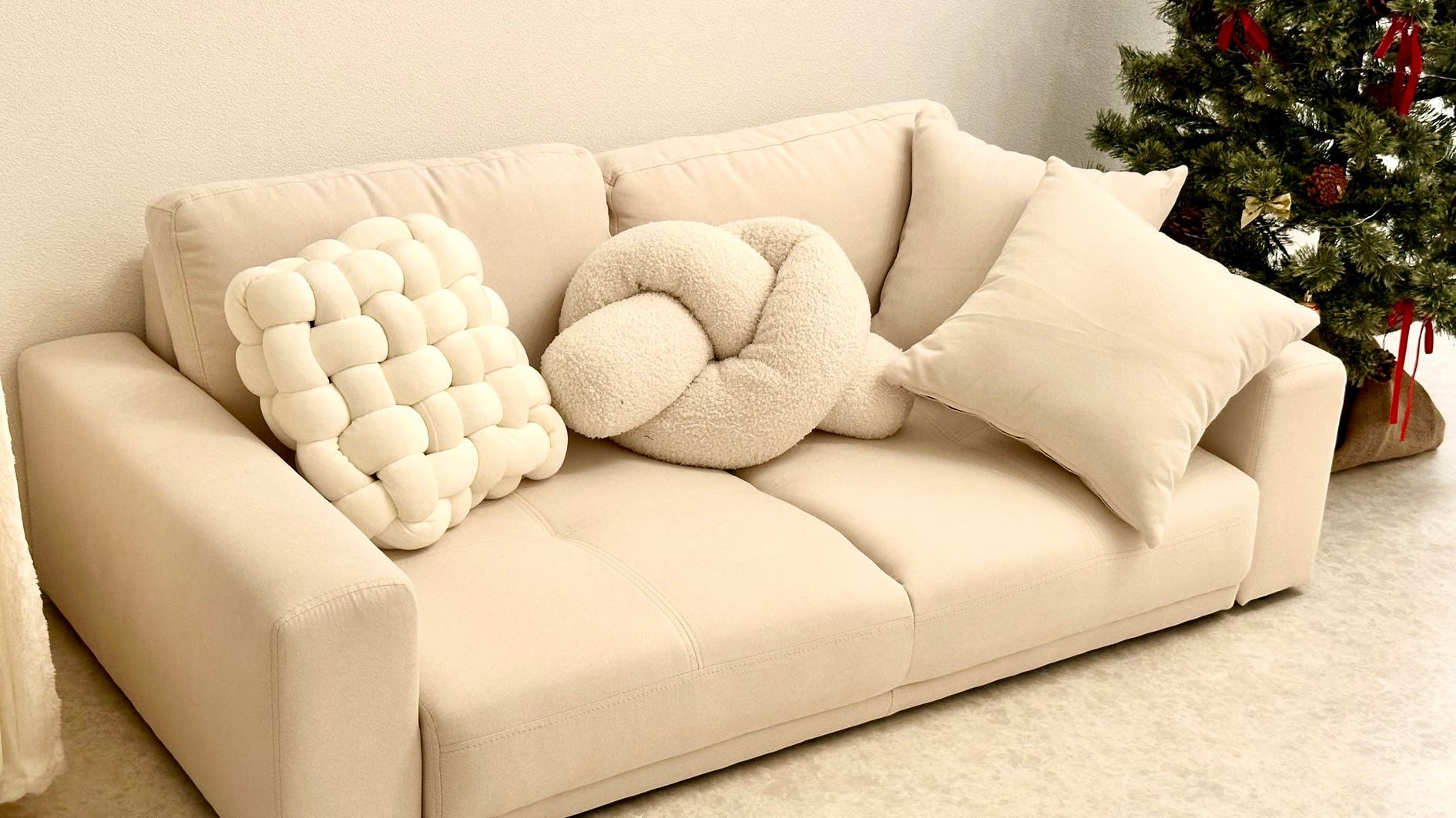 12/1open✨新宿駅徒歩10分🎉最大10名👭24H利用可🕐自然光✨大画面プロジェクターで映画/イベント/デート/女子会の写真8