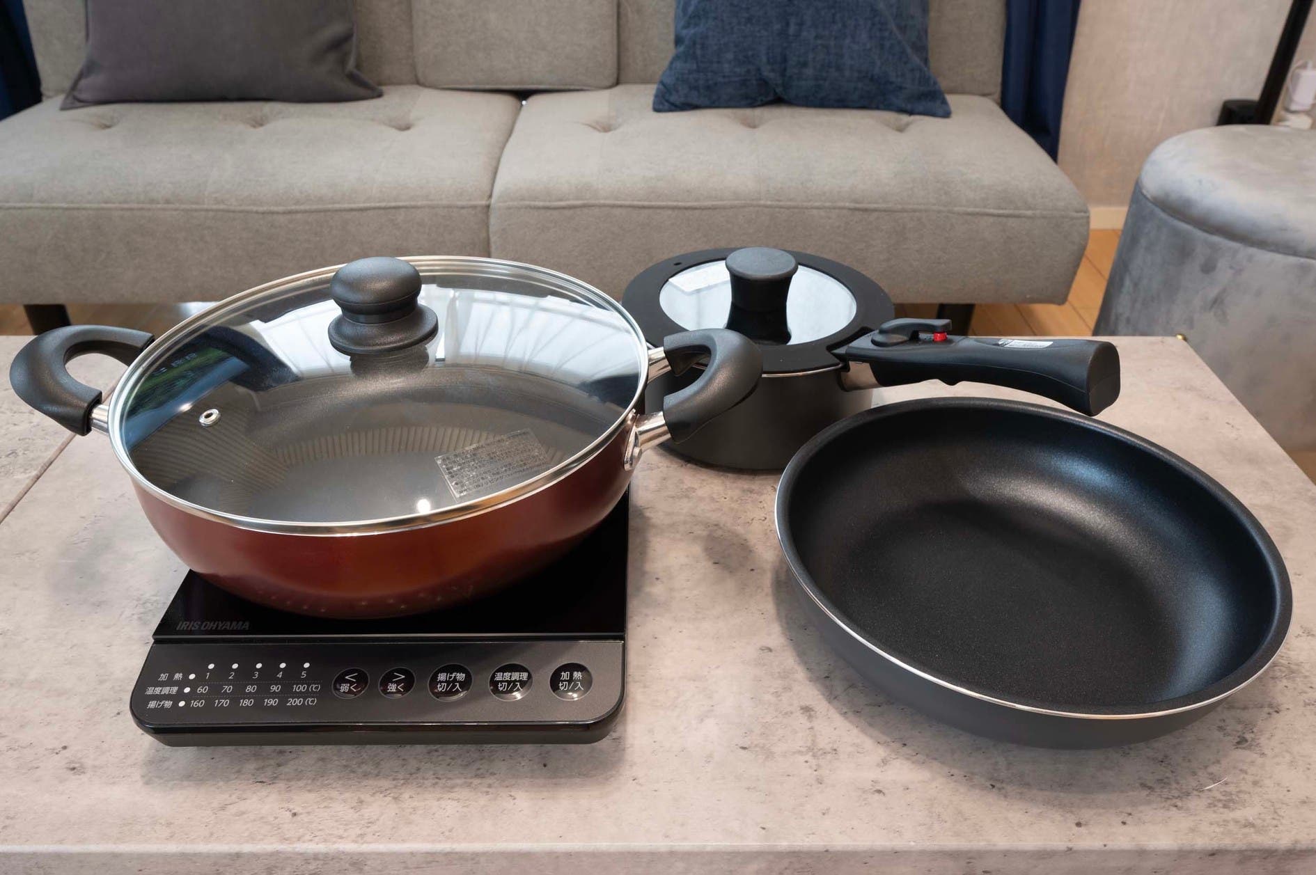 ⑤卓上IHヒーターとお鍋セットの画像1