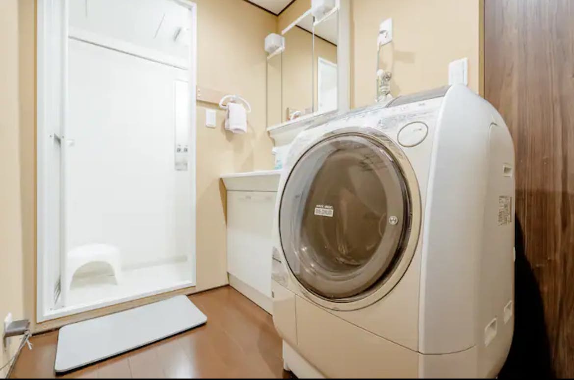 リノベ古民家📷駅1分｜6名・2階建て貸切｜キッチン＆食器完備・女子会や撮影にの写真6