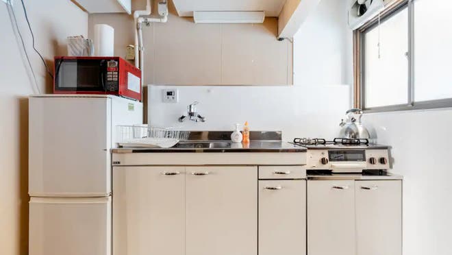 リノベ古民家📷駅1分|6名・2階建て貸切|キッチン&食器完備・女子会や撮影にの写真3