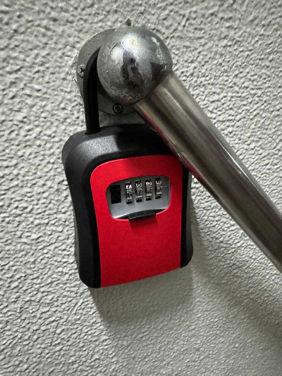 三鷹の隠れ家レンタルスペース。完全貸切で映画もライブも楽しめるシアタールーム。の写真16