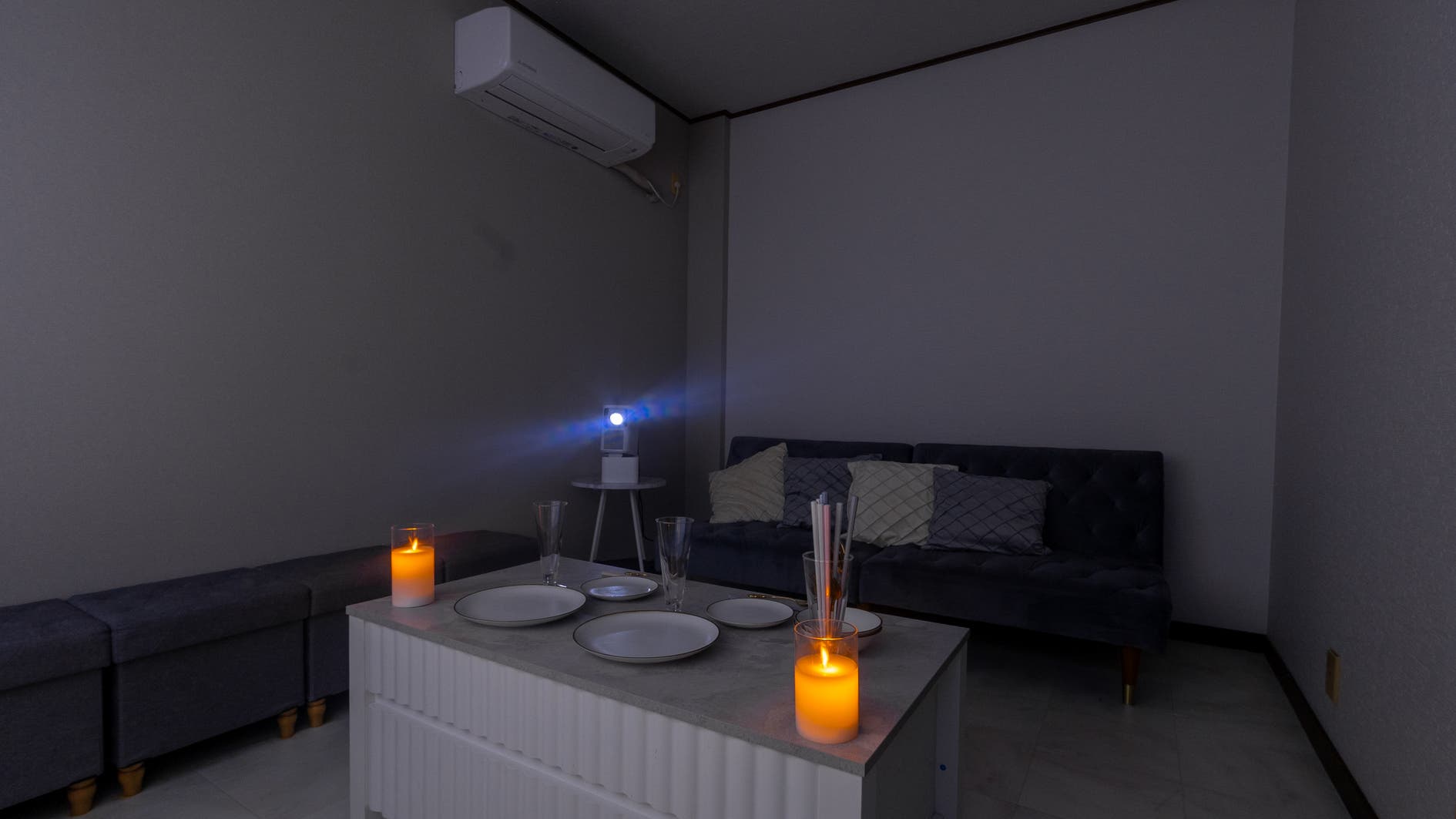 《ルミ南森町》梅田・南森町すぐ商店街の中で楽々♡プロジェクター🎬24時間営業🕐ごみ捨て無料！おうちデート♡女子会♡の写真2