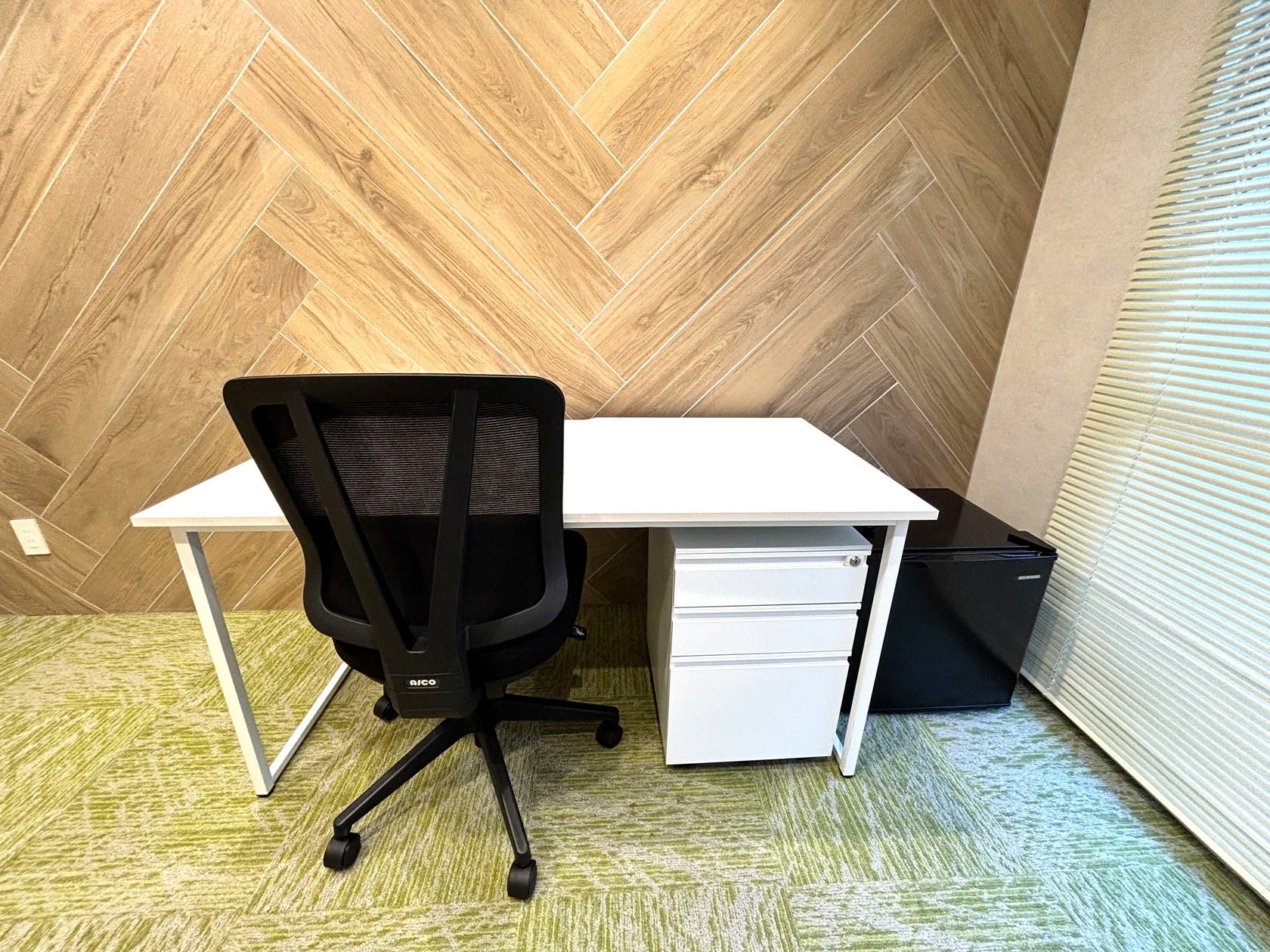 Room4【いつでも快適オフィス】受付スタッフ常駐/ゆったりソファ/最大2名/Wi-Fi完備/の写真3