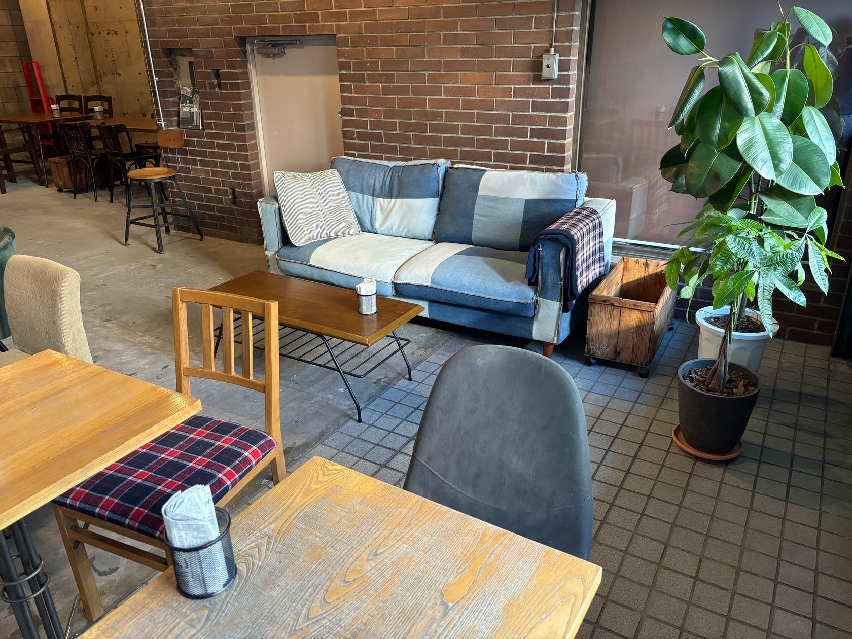 映画ドラマ雑誌などの撮影、Live配信におすすめ、普段はカフェ営業、マイバスケット隣で便利の写真2