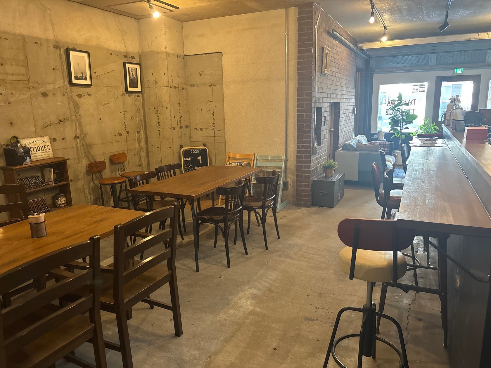 映画ドラマ雑誌などの撮影、Live配信におすすめ、普段はカフェ営業、マイバスケット隣で便利の写真5