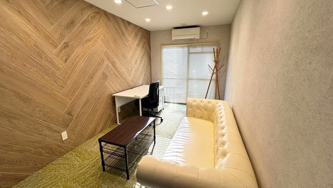 Room4【いつでも快適オフィス】受付スタッフ常駐/ゆったりソファ/最大2名/Wi-Fi完備/の写真2