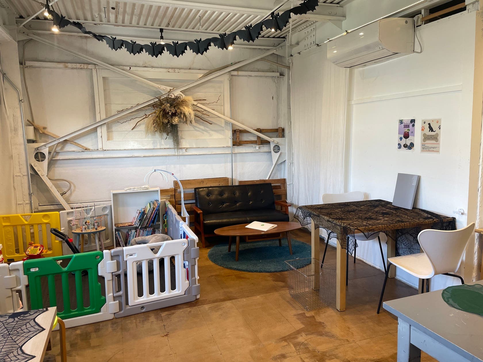 深江橋駅出口４から徒歩約7分のカフェの写真5