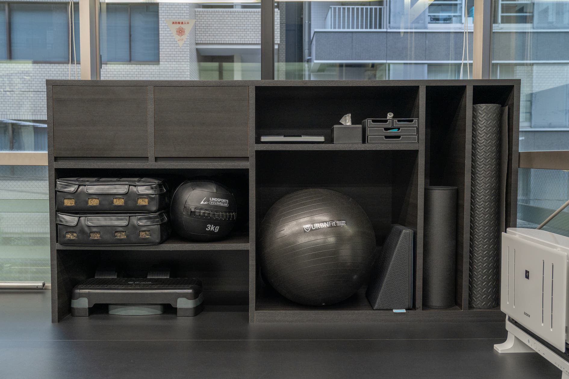 5種類のマシンを完備！半蔵門駅【徒歩1分】エリア最大級の広さ｜上質で洗練された空間の写真10